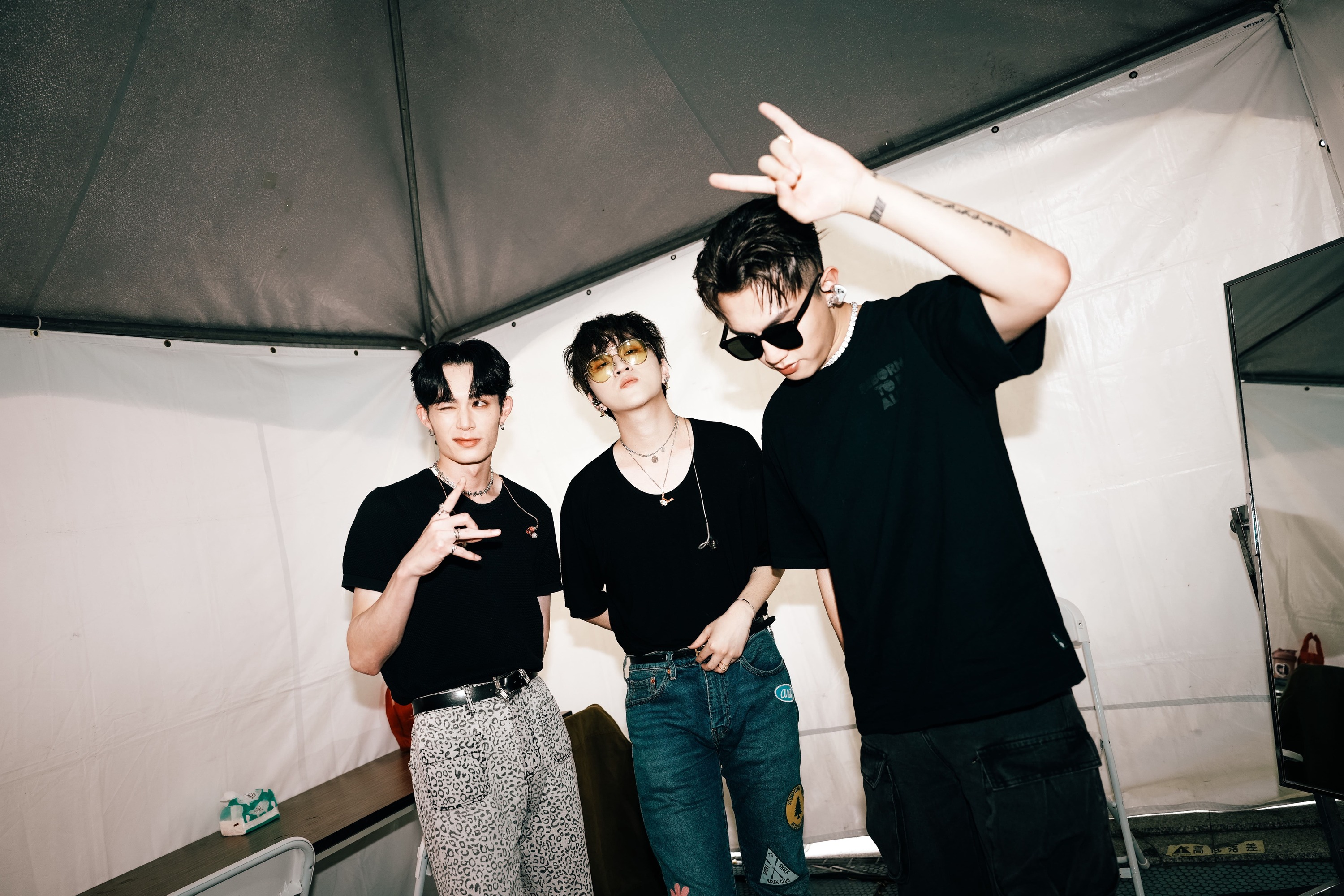 【Rock】AuZTIN吳昱廷發表個人單曲〈里昂〉 並與Sean Ko高有翔攜LCY呂植宇推出新歌〈分手信〉 U:NUS更多作品敬請期待 ...